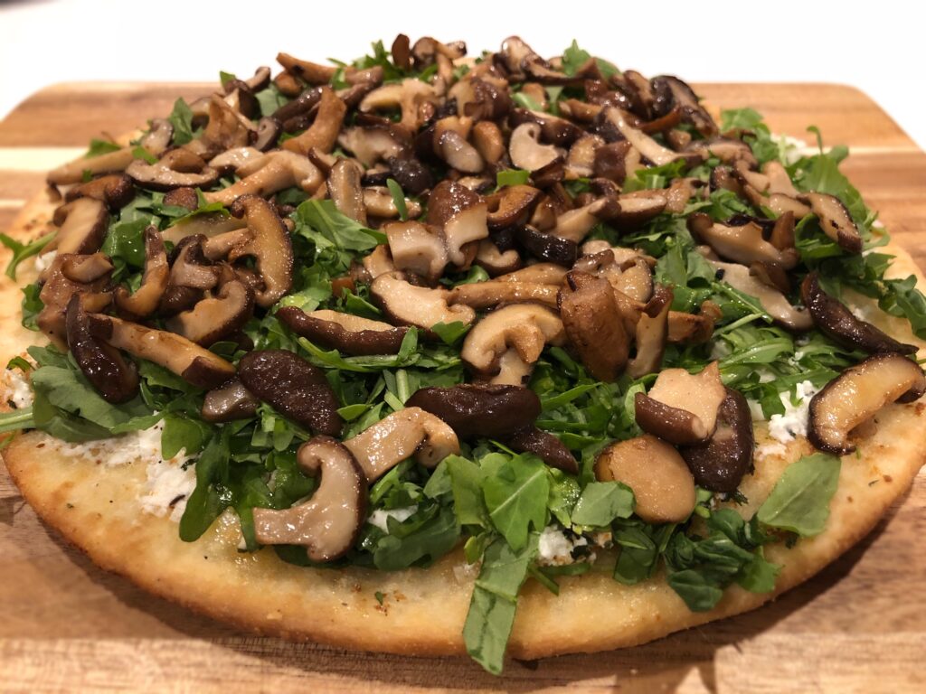 Shiitake Mushroom Pizza - Mushroom Pizza | thecurrymommy.com