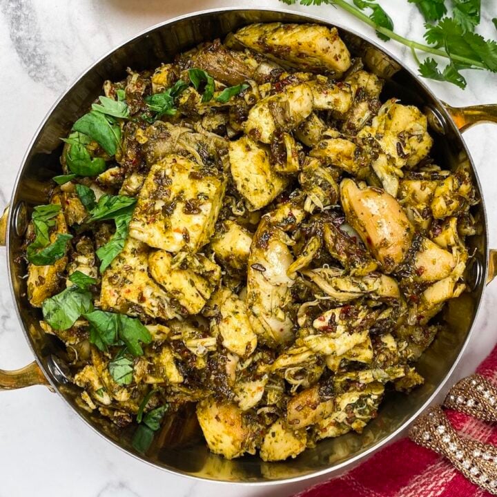 How to Make Mint Chicken with Thai Basil and Minced Meat | Curry Mommy